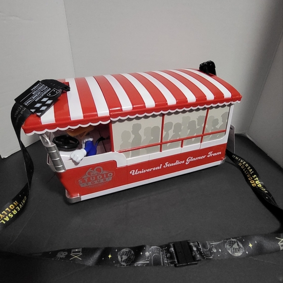 Universal Studio | Other | Universal Studios Hollywood 6th Anniversary ...